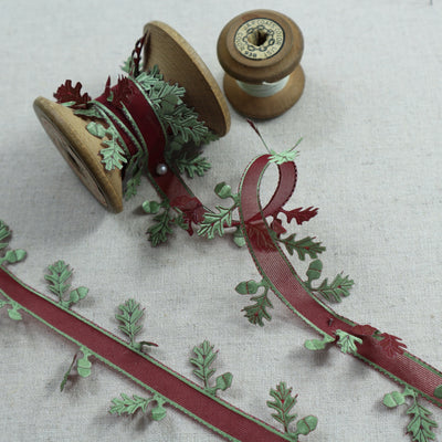 Oak Leaf Ribbon with Red Sheer Centre and Green Leaf Edging ...