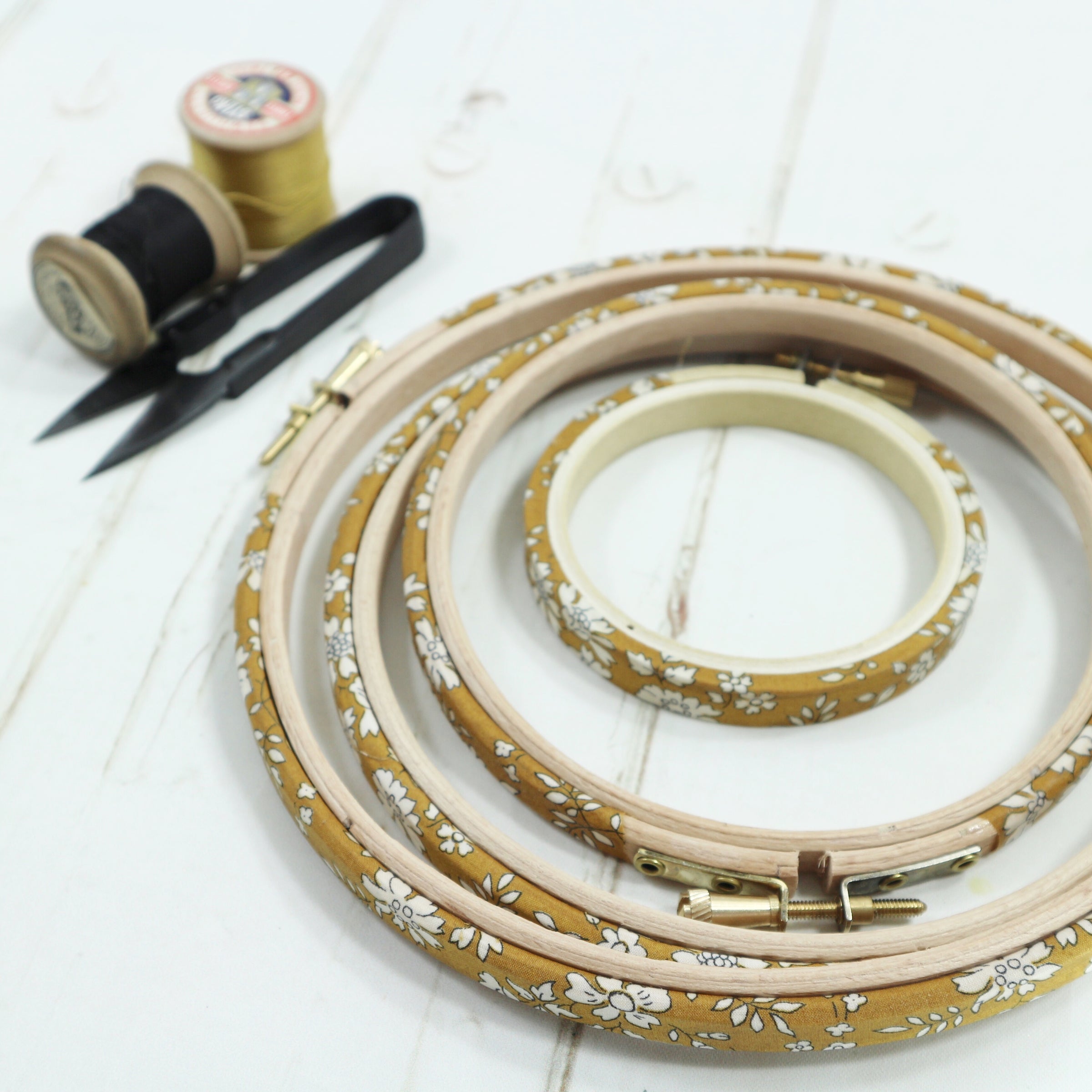 Liberty Fabric Covered Embroidery Hoops – StitchKits Crafts