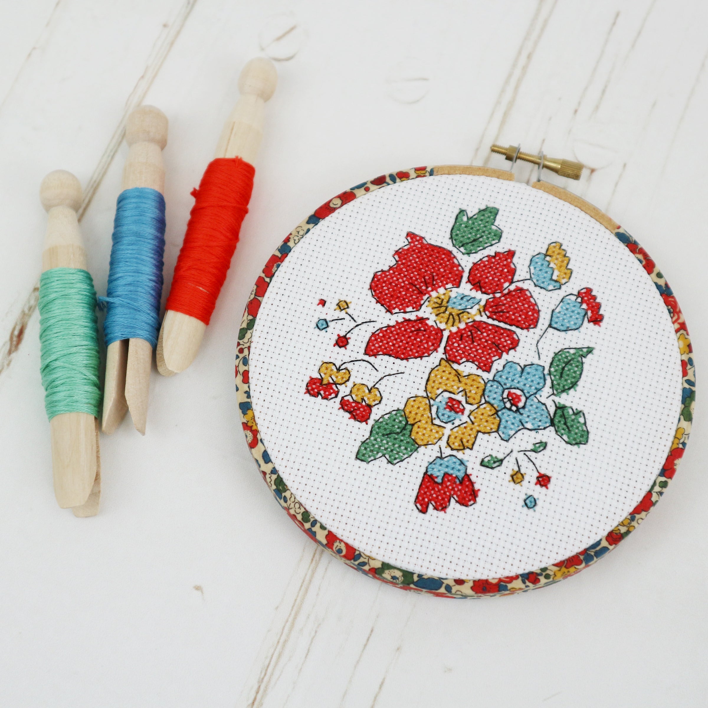 Embroidery Hoop Cross-Stitch Kits – StitchKits Crafts